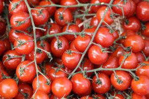 Rispentomaten: Info zu Nährwerten, Sorten und Pflege-Tipps - Tomaten.de
